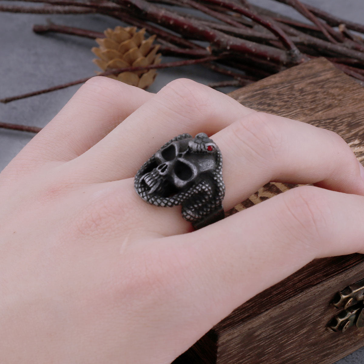 Vintage Red Eye Snake Skull Ring Men's Street Punk Hip Hop Biker Fashi ...