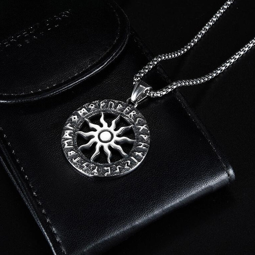 Vintage Sun God Apollo Pendant Necklace – Gofaer Finds store!