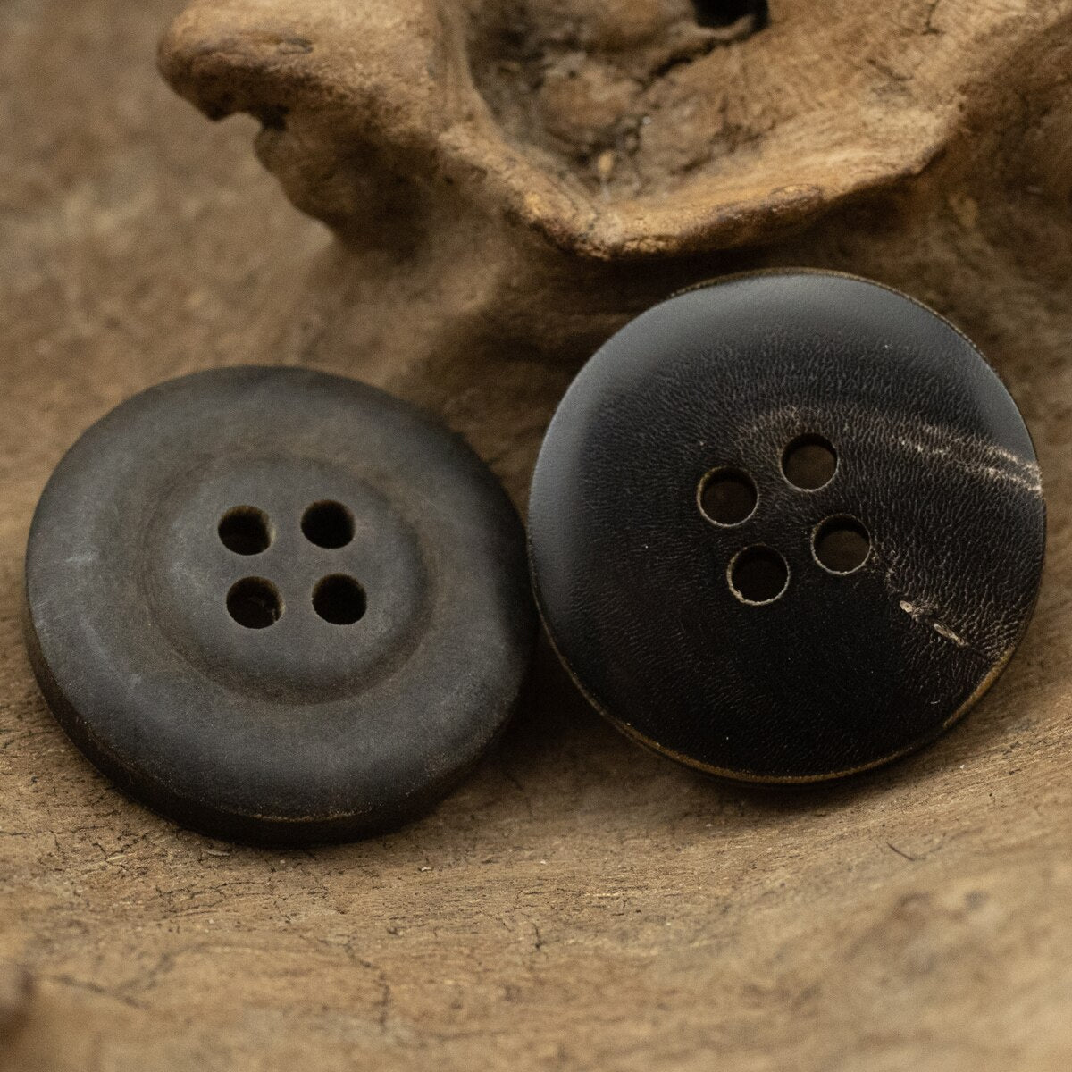 Vintage Scorched Black Horn Buttons – Gofaer Finds store!