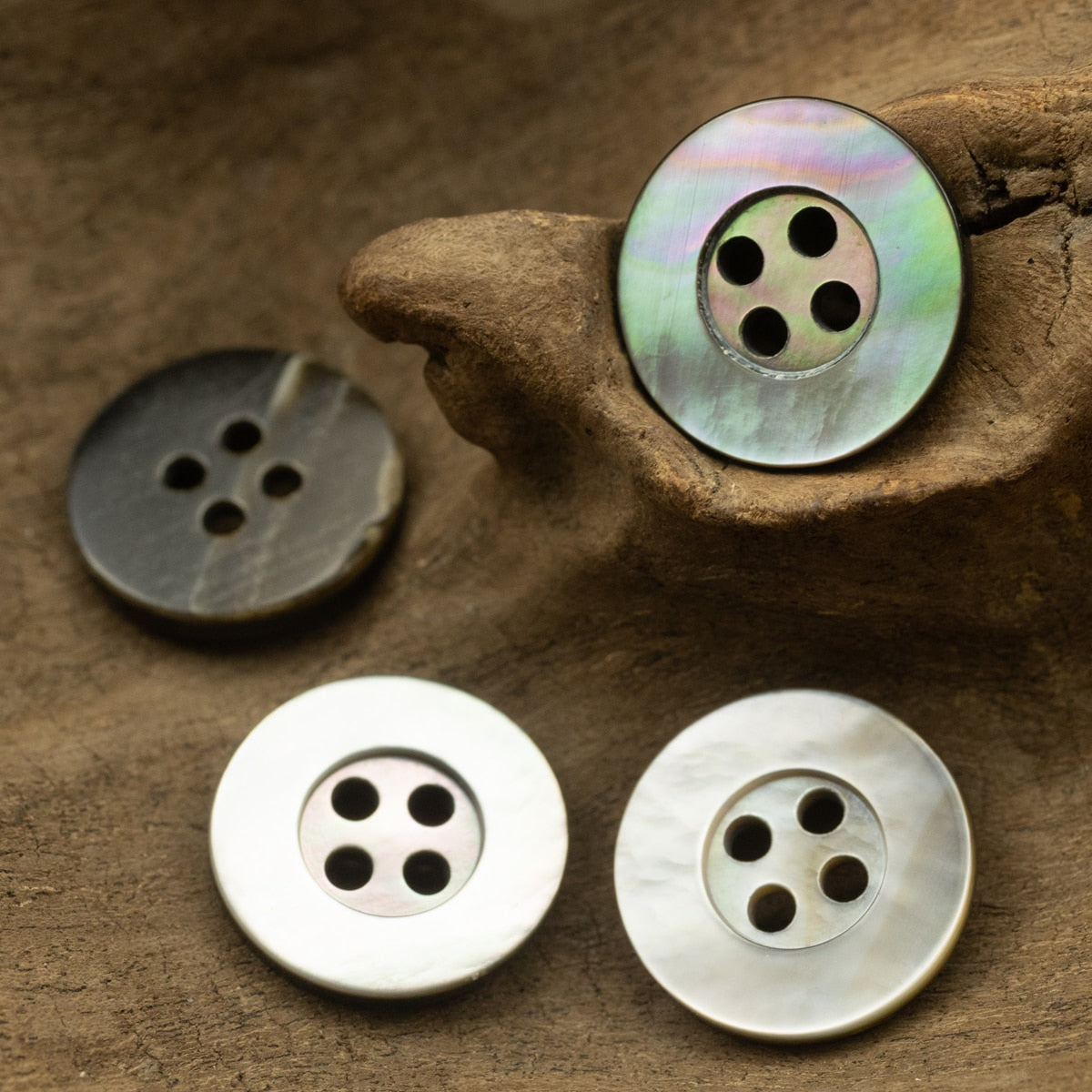 Colorful Frame Black Shell Buttons For Luxury Suit Shirt Knitwear Sewi ...